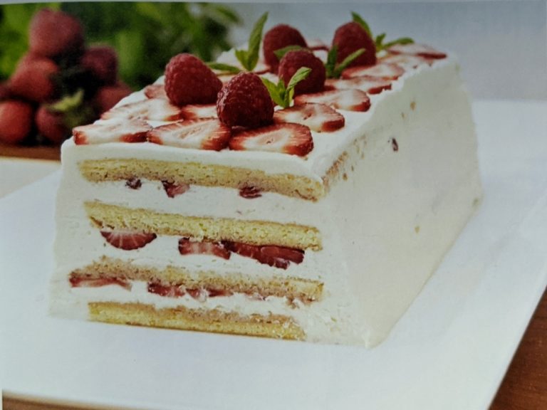 Shortcake aux fraises, crème au chocolat blanc